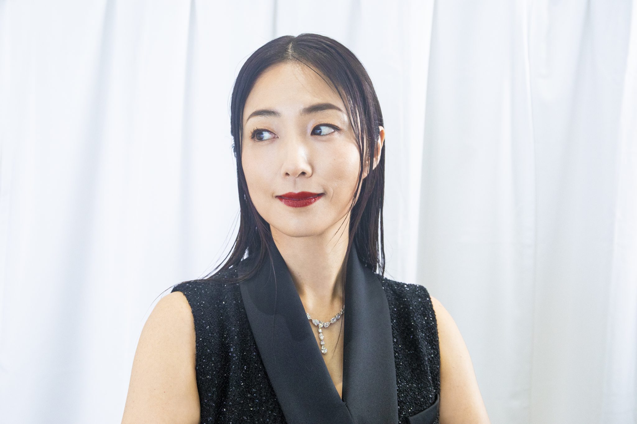 【画像】各世代の“今もっとも輝いている”面々が集結！｜OTONA SALONE